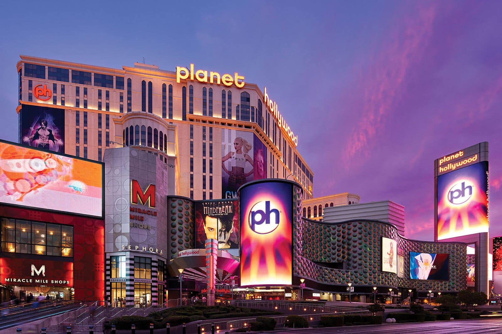Affordable Vegas Shows At V Theater - $20 And Up | VegasNook